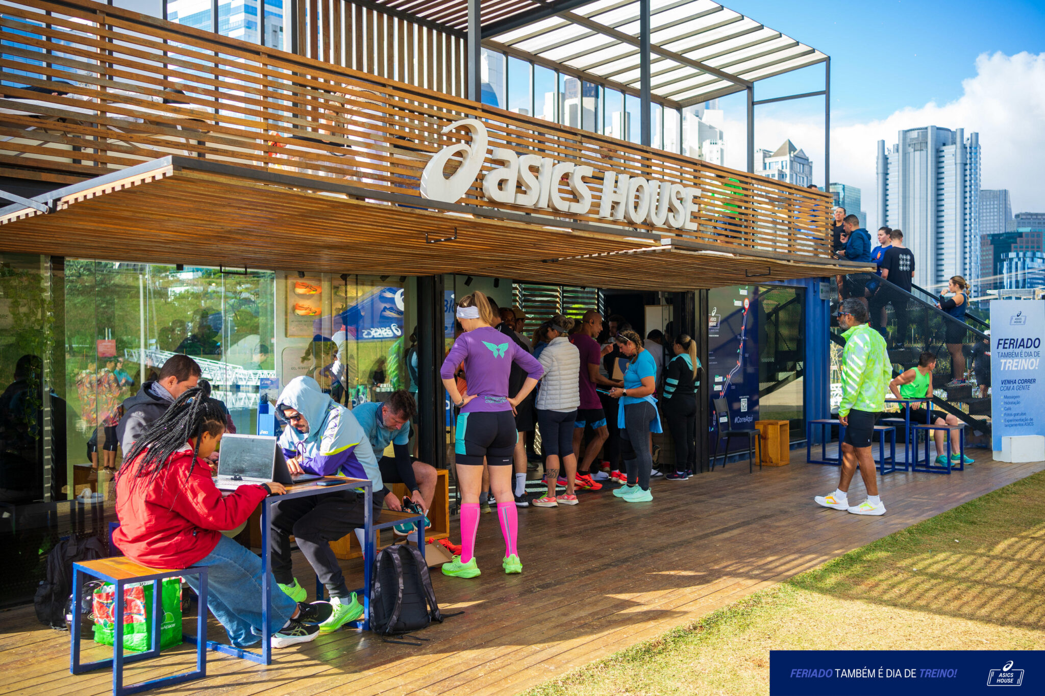 ASICS House - ASICS House